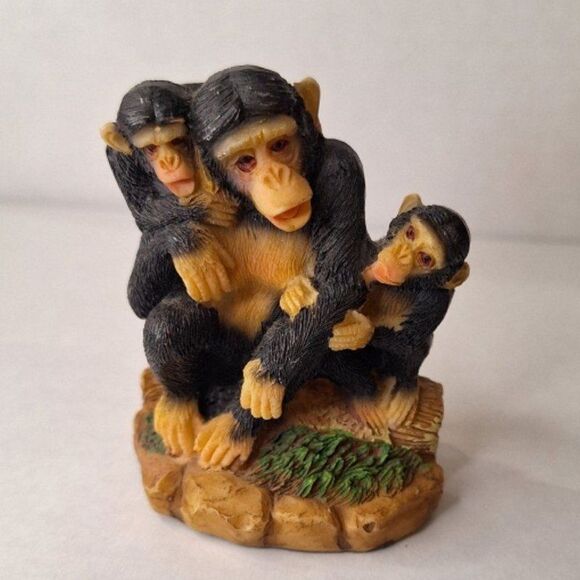 Unknown | Accents | Monkey Ape Mother Baby Monkeys Figurine Resin Collectible About 3 Tall ...